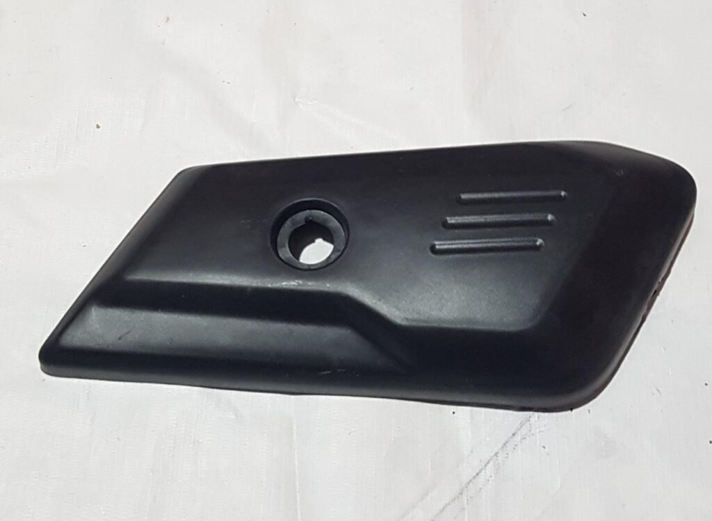 TOOL BOX COVER/UTILITY BOX COVER RIGHT SIDE (GENUINE) - MOTOPARTS PAKISTAN