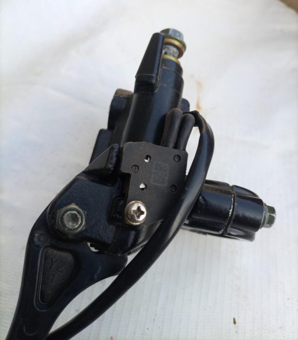 BRAKE ASSEMBLY/RACE ASSEMBLY DELUXE COMPLETE - MOTOPARTS PAKISTAN