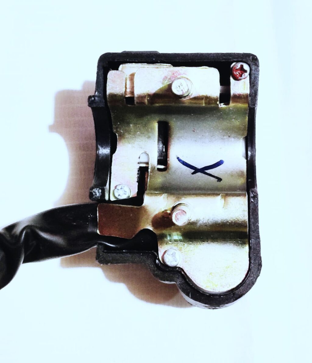 Switch Winker CD70 (Mitsboshi)/Clutch Assembly CD70 - MOTOPARTS PAKISTAN