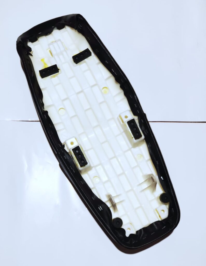 Seat Assembly CD70 New (Genuine)/Seat Complete CD 70 (2013 and Above ...